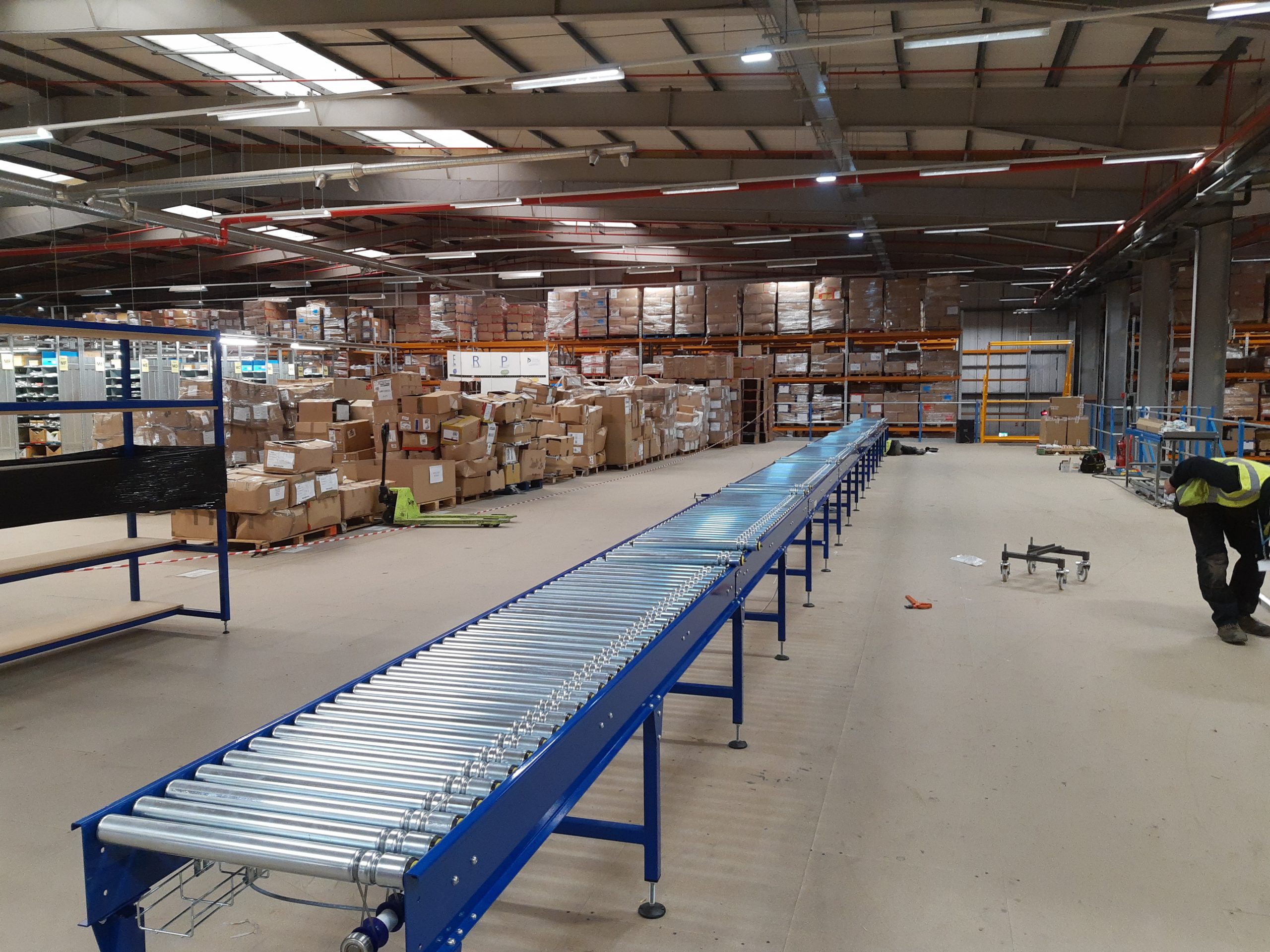 Conveyor Gallery - Packing Tables by Spaceguard