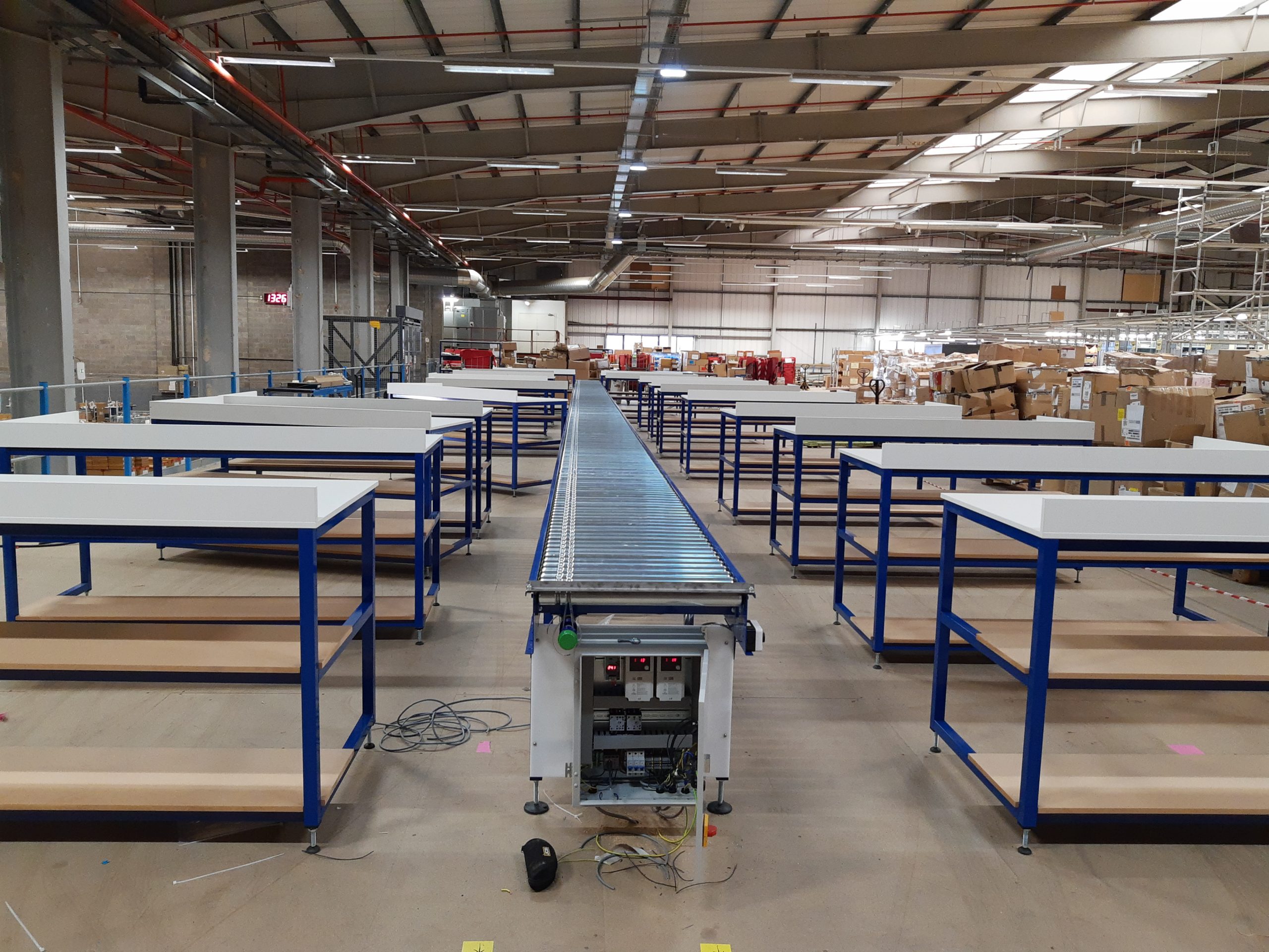 Conveyor Gallery - Packing Tables by Spaceguard